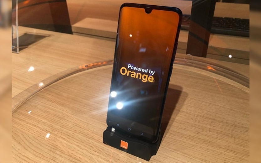 Orange va lancer son propre smartphone 5G d’ici 2020